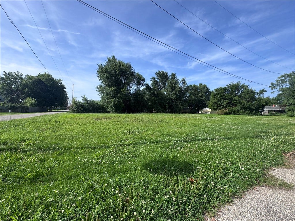 214 Illinois Street, Ashmore, IL 61912